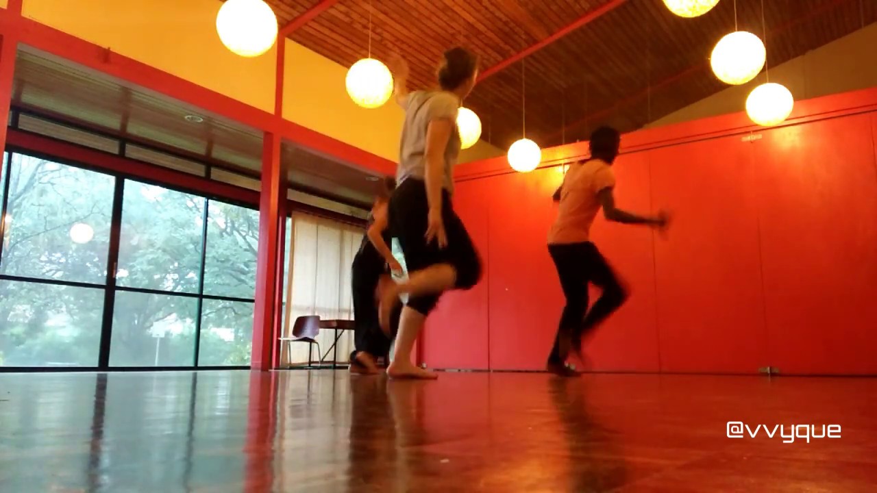Afro Dance Class - Sinte [Vincent Owoko] - YouTube