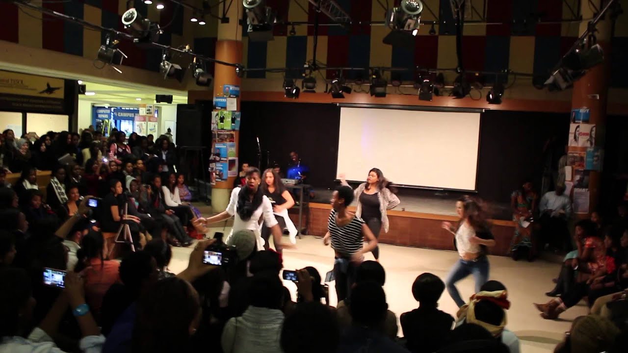 African Cultural Talent Show Ottawa U 2013 - Danse Azonto - YouTube