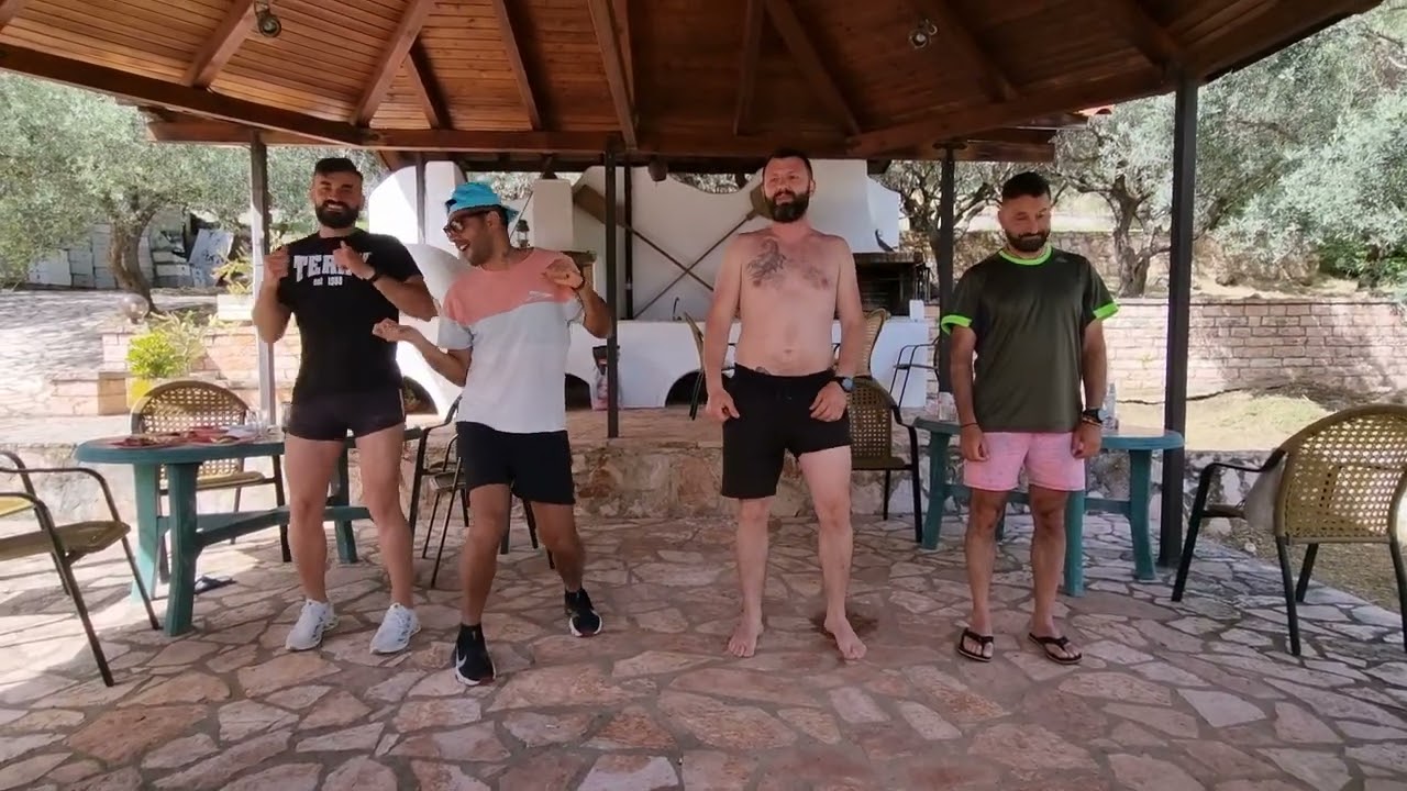 tsiki Tsiki la la la la - YouTube