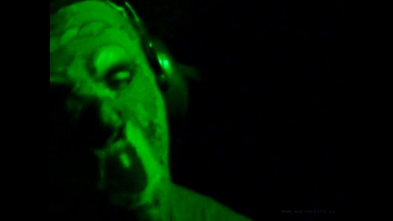 Lightning Bolt live footage 2009 - YouTube