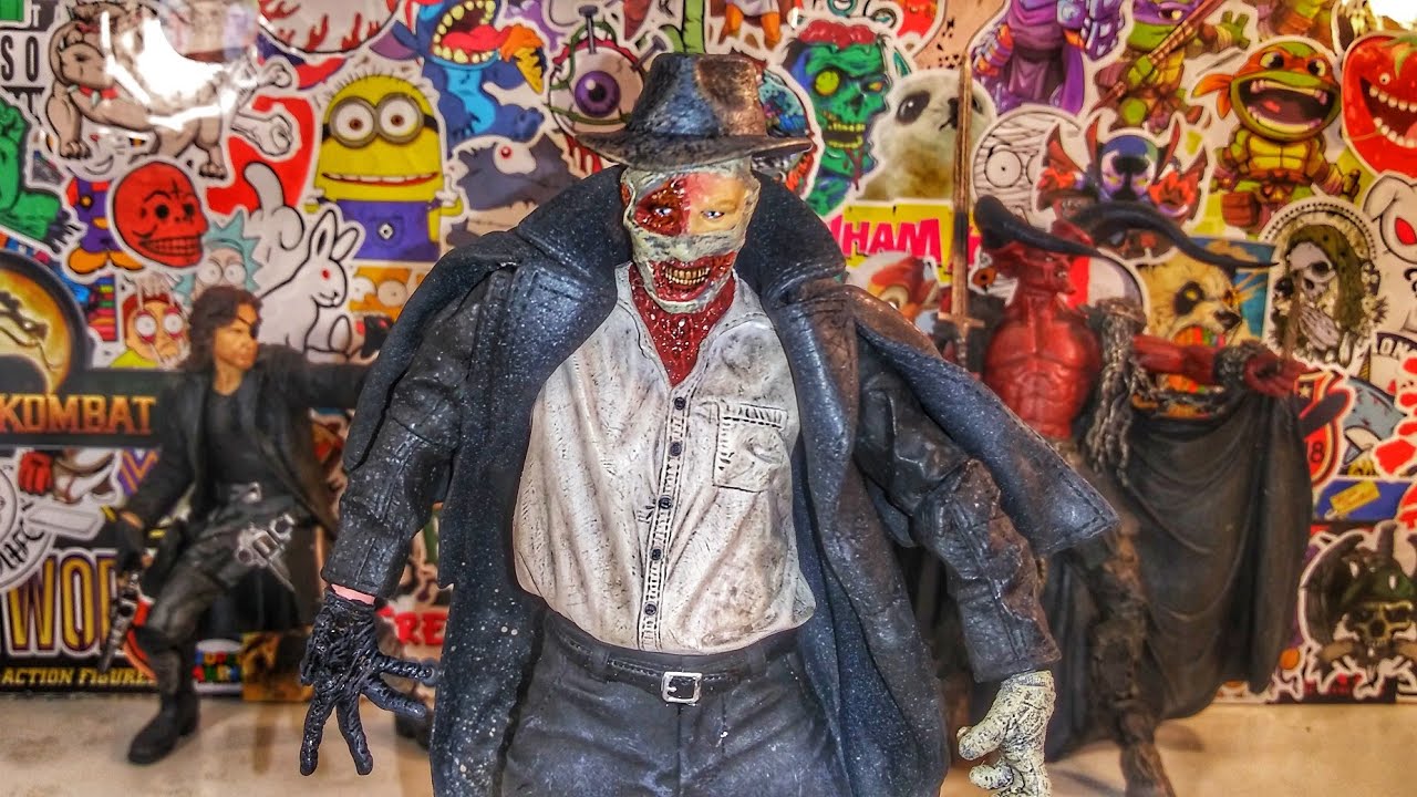 DARKMAN SOTO TOYS MOVIE MANIACS REVIEW - YouTube