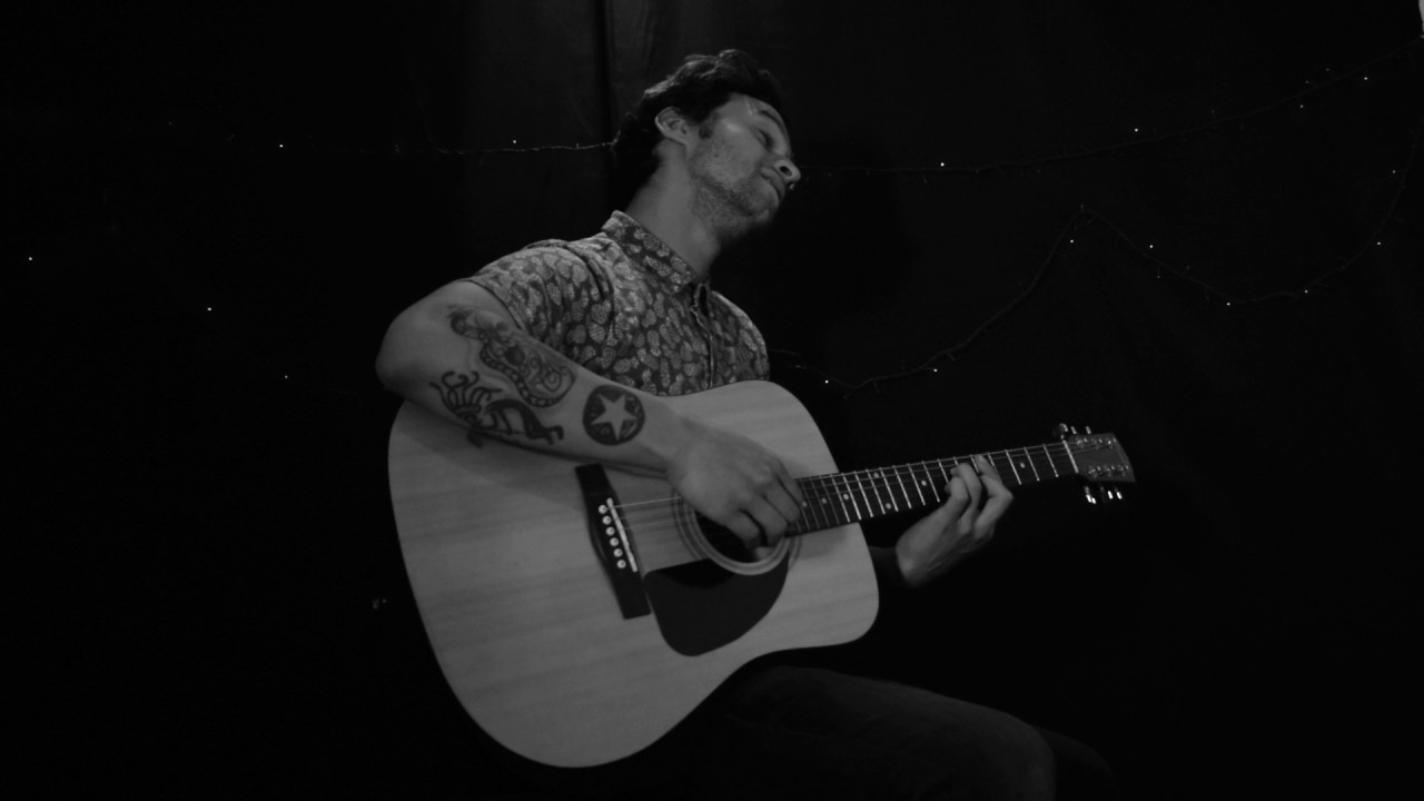 Besame mucho (cover) by Ian Medina - YouTube