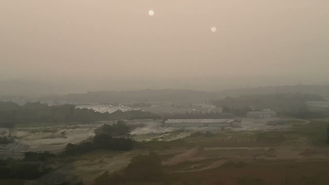 Canadian Wildfire Smoke Over Bedford, Indiana in June 2023 - YouTube