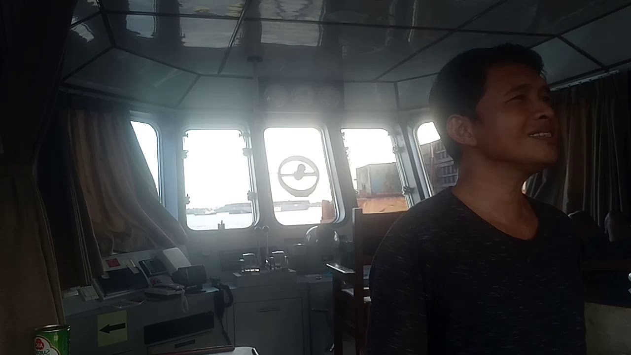 SECANGKIR KOPI(jhony skandar) andi tiara - YouTube