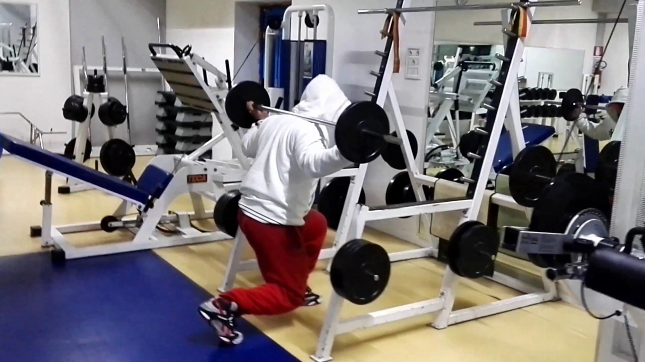 Legs giant set. Intense workout for maximum stimulation of growth ...