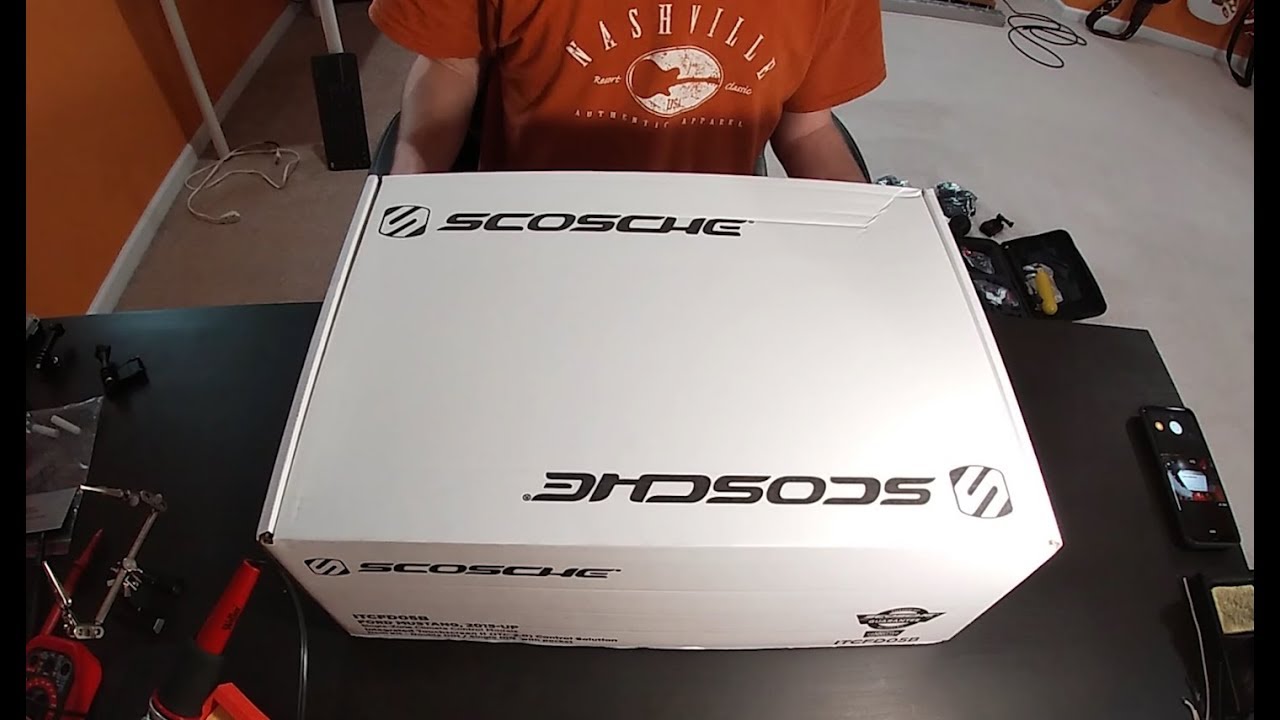 2015 Mustang Scosche Dash Kit ITCFD05B - Unboxing - YouTube