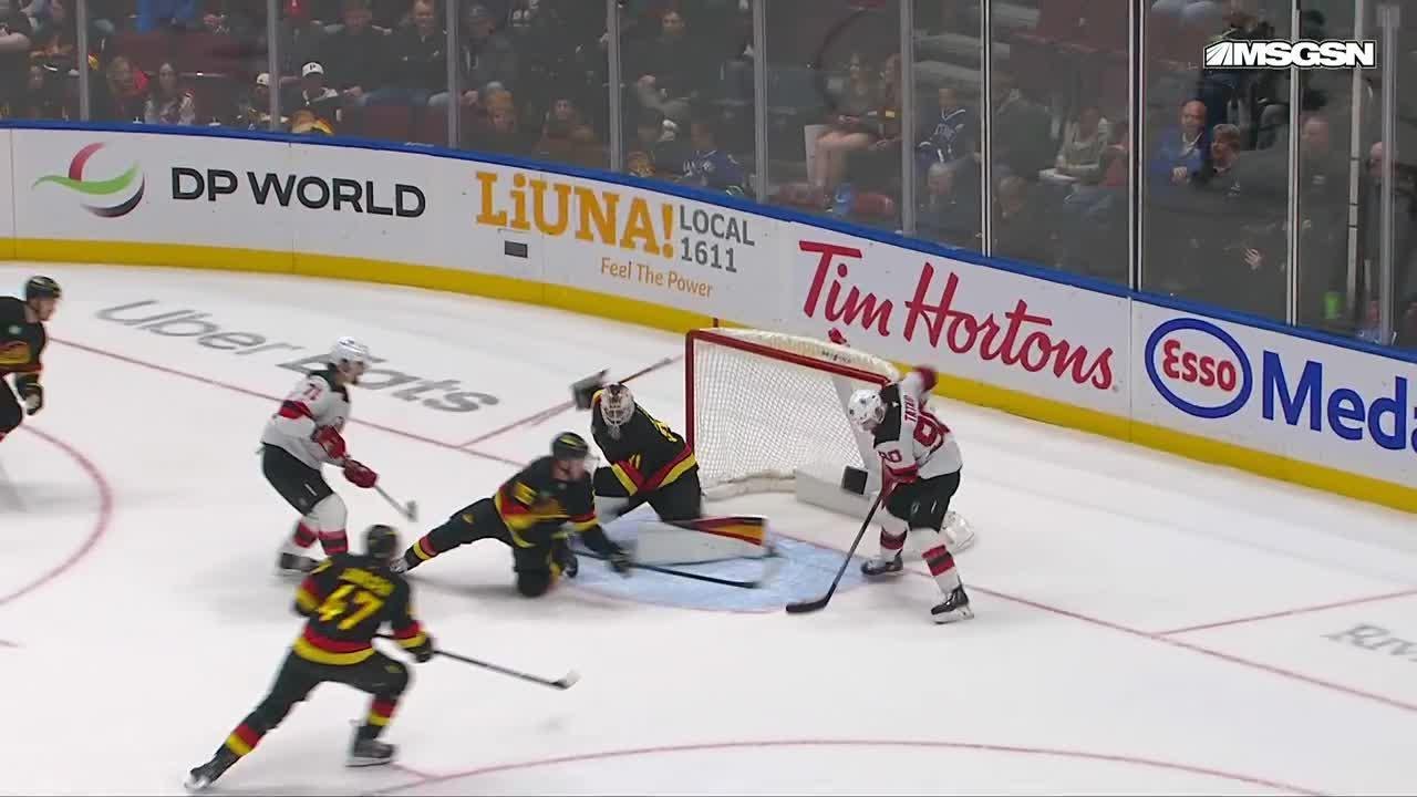 Vancouver Canucks vs. New Jersey Devils - Game Highlights - YouTube