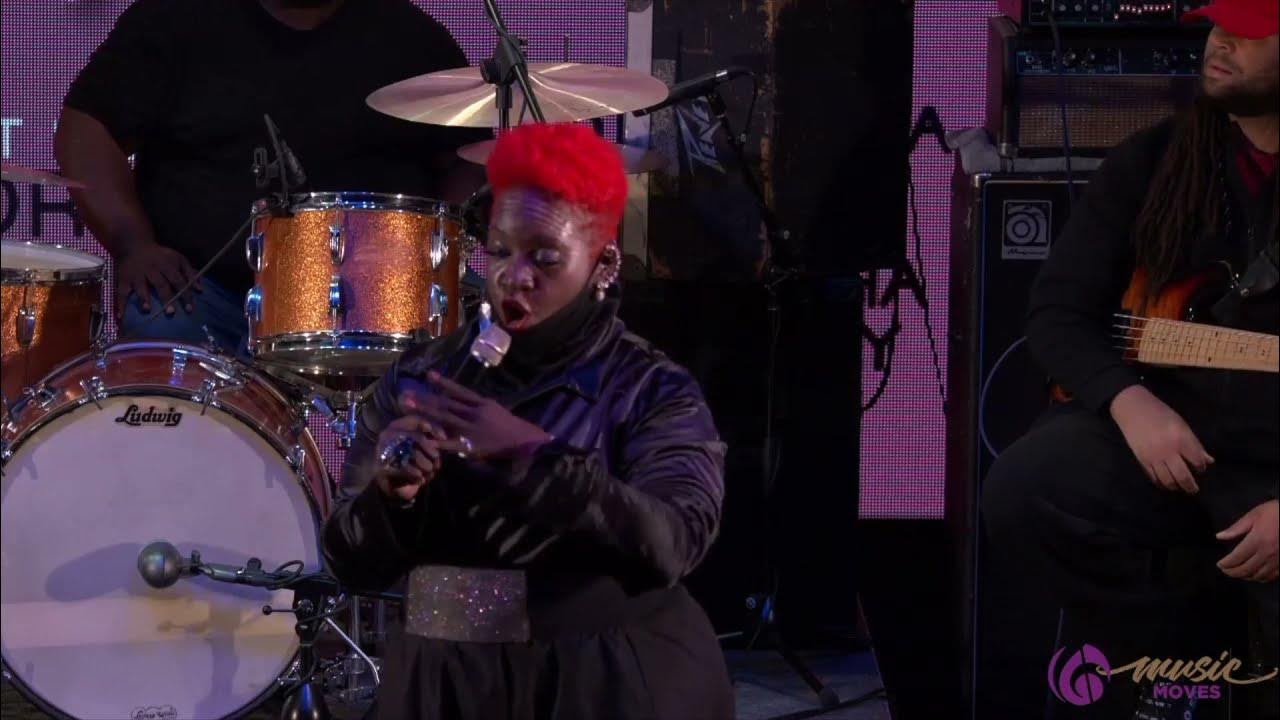 Nicky Parrish SANGING!!! - YouTube