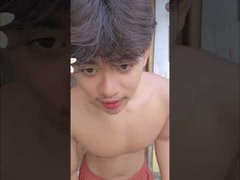 Brondong SMA lagi workout di rumah sambil challenge