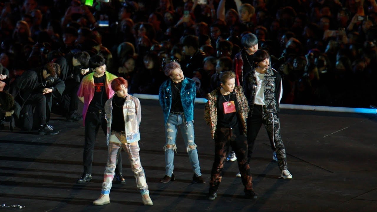 ONEUS (원어스) LIT(가자) 4K 60P 직캠 191004 락뮤직 - YouTube