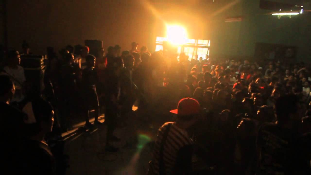 BAD SUNDAY SHOW - YouTube