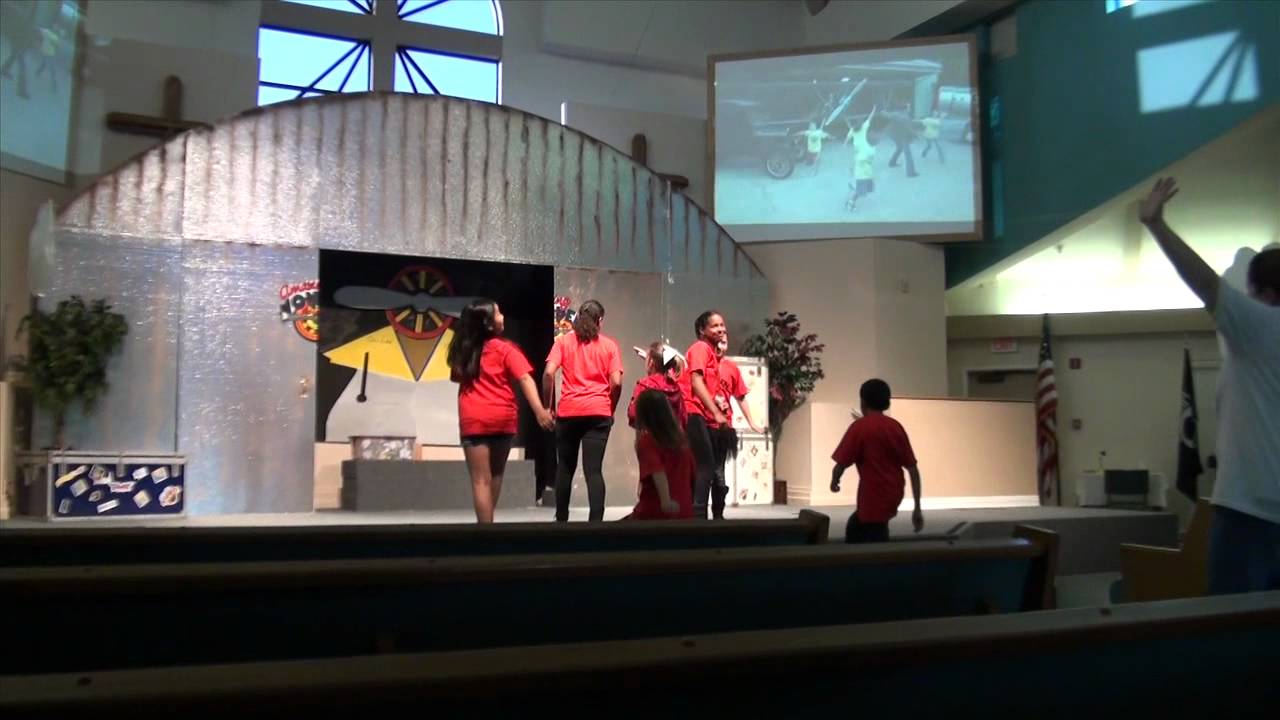 VBS Day 2 @ High Point Church - YouTube