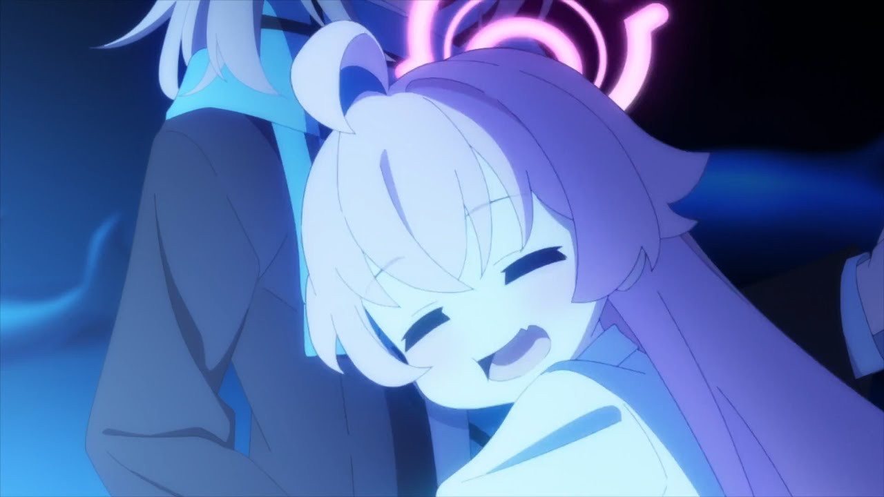 Cute Hoshino Hugs Shiroko - YouTube