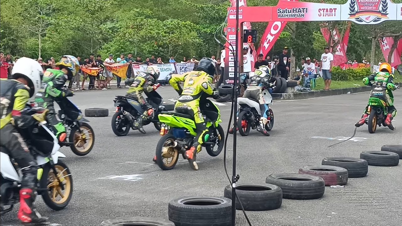 Road Race Padang Pariaman Final Matic 130 CC Tune Up Terbuka - YouTube