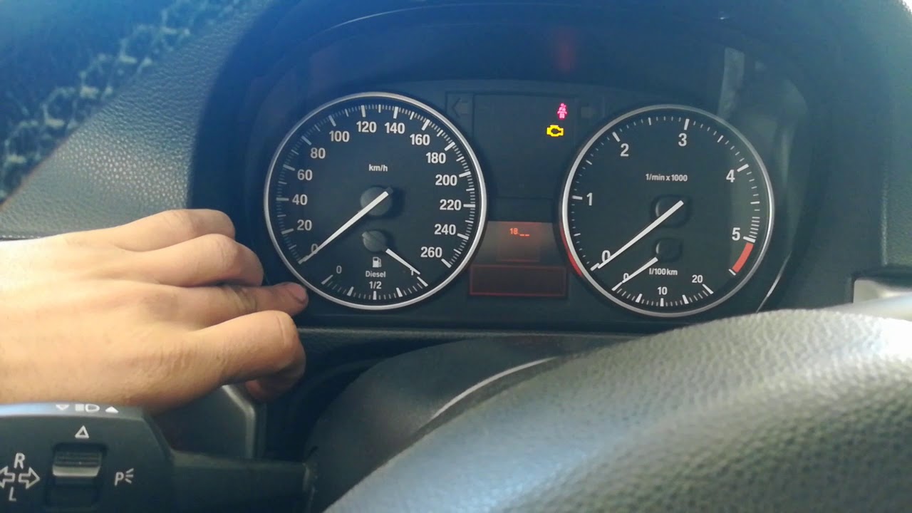 Bmw e 90 e 91 meniu ascuns +battery voltage - YouTube