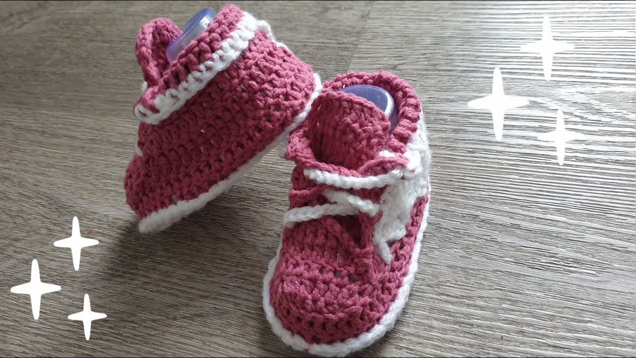 How to Crochet Baby Booties Easy Tutorial - YouTube