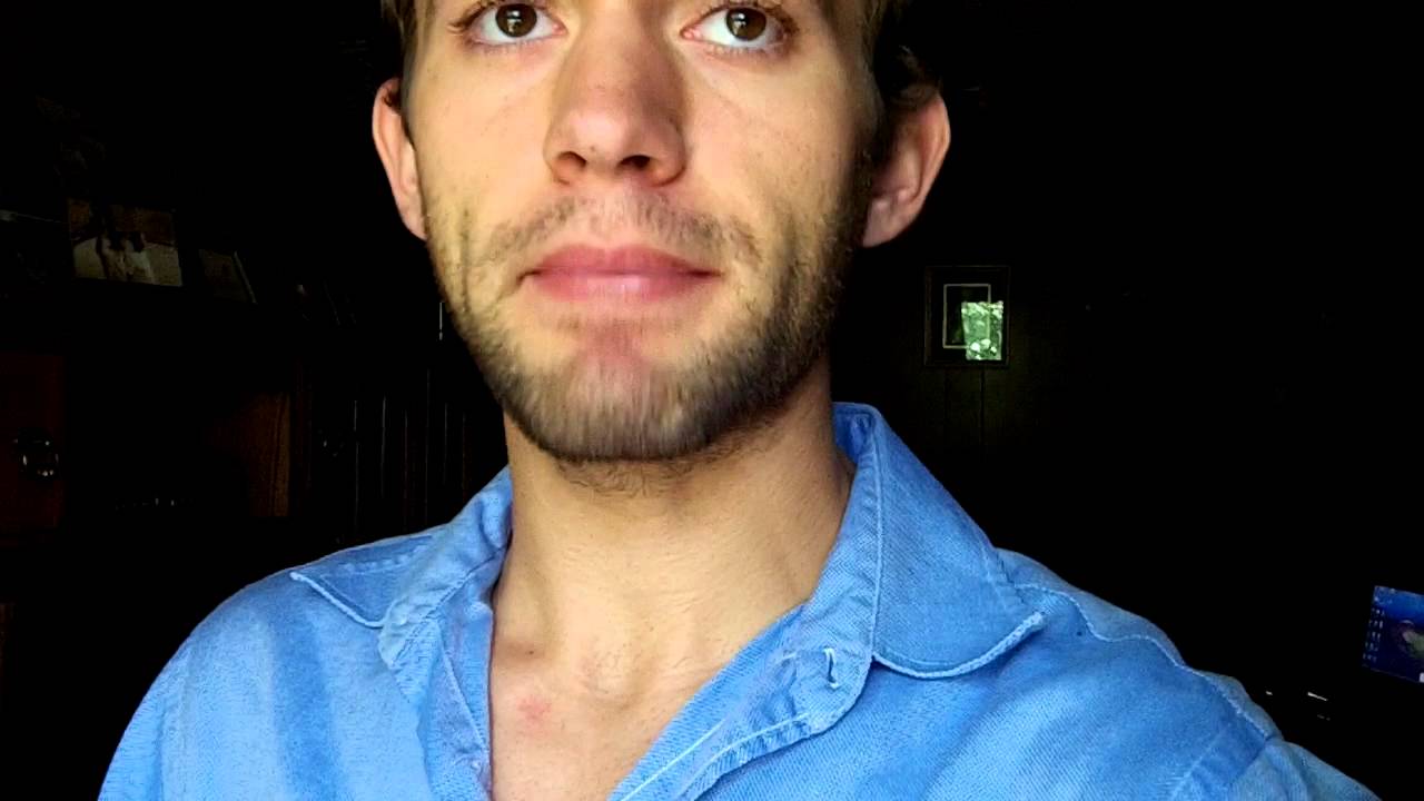 Impression of Howie Mandel's character 'Bobby' - YouTube