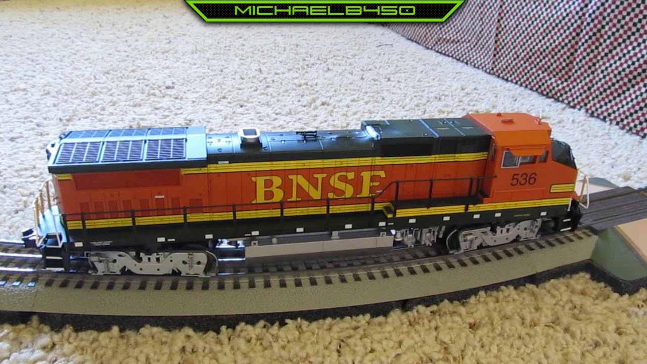 Atlas O BNSF Dash 8 update and running session - YouTube