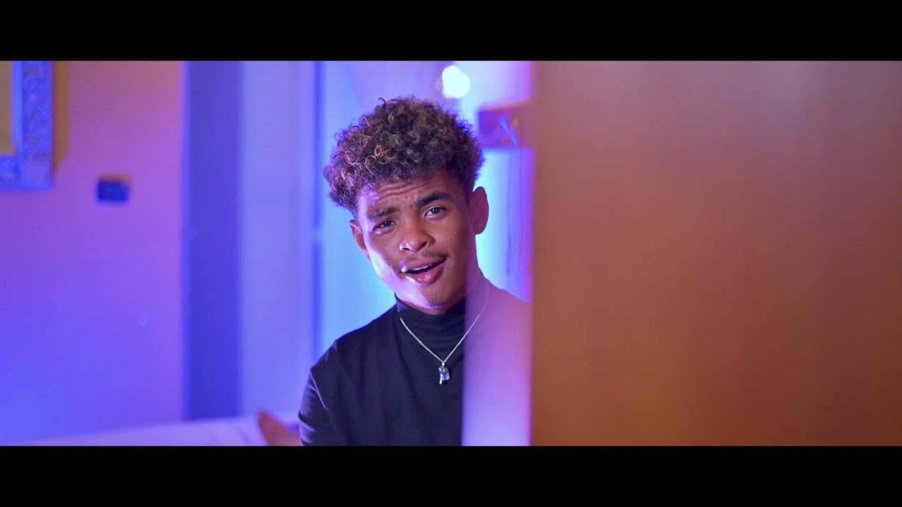 Walid - Confiance (CLIP OFFICIAL 2020) - YouTube