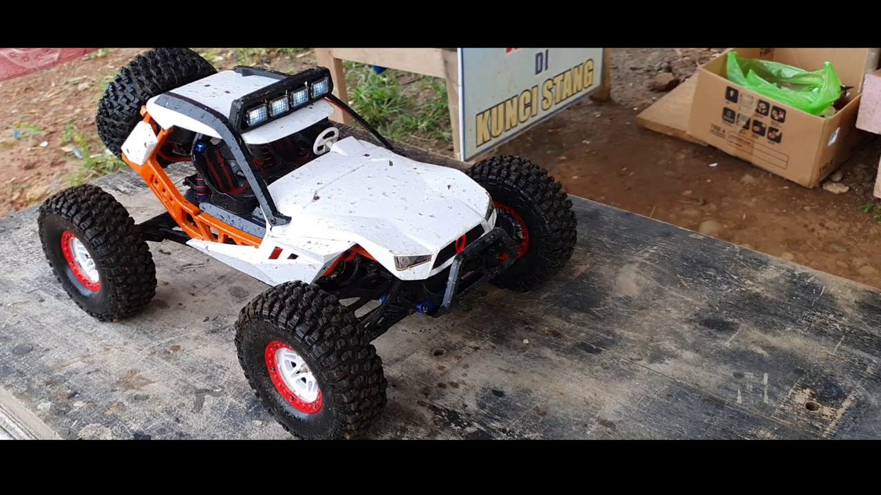 RC 1/12 WLtoys 12429 test - YouTube