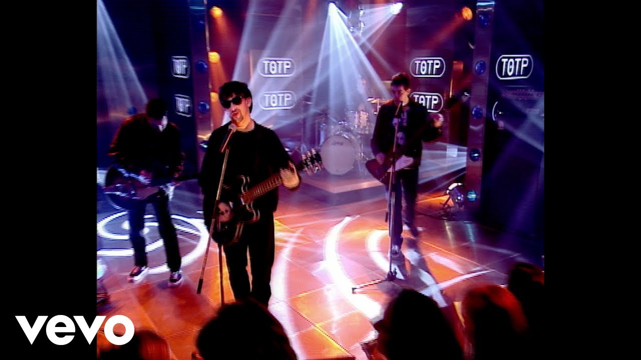 The Lightning Seeds - Lucky You (Live from Top of the Pops, 1995) - YouTube