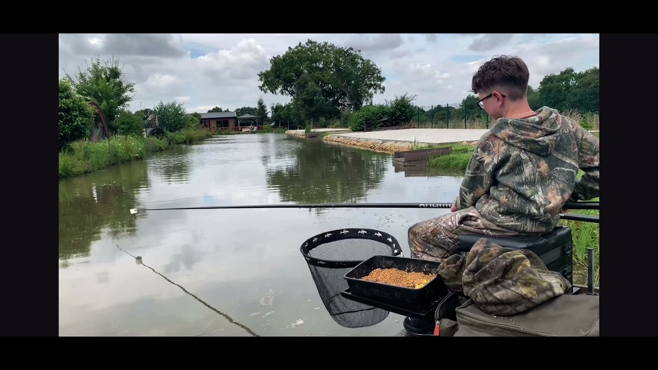 father and son go fishing to castor lakes🎣 - YouTube