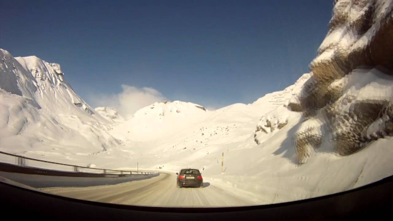 Julier pass 25/12/2011 - YouTube
