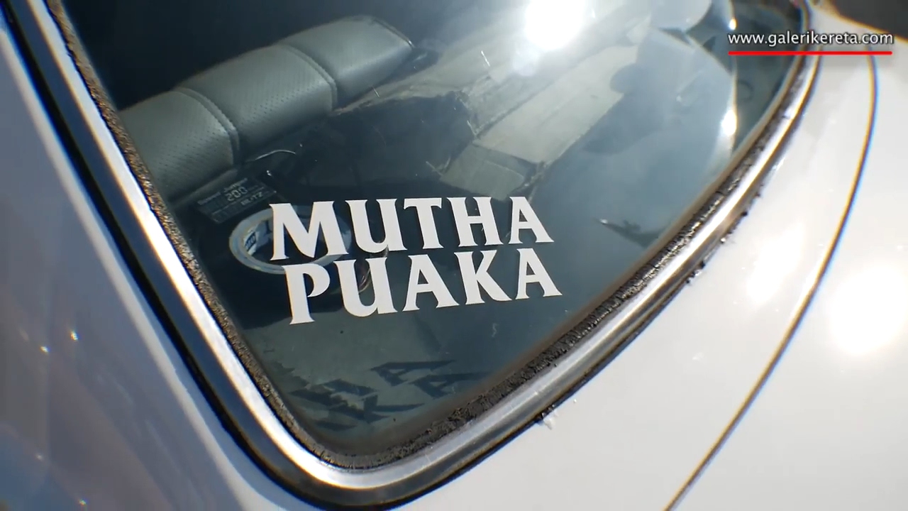 Mutha Puaka - Rare Datsun Cars | Speed Junkies 2016 - YouTube