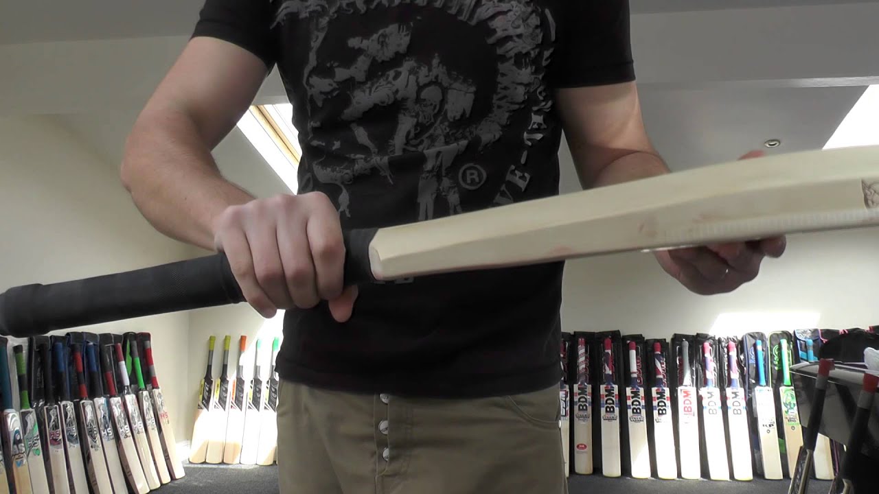 HANIF'S CUSTOM HELL 4 LEATHER CRICKET BAT - YouTube
