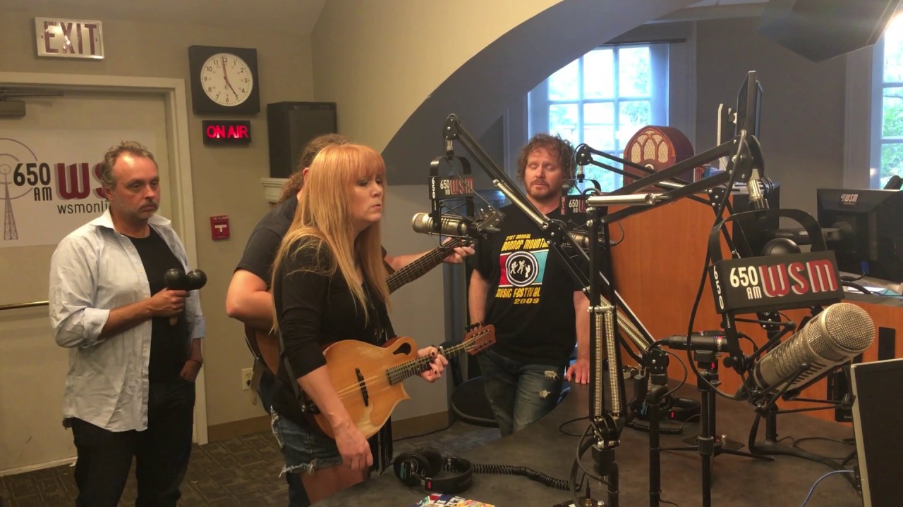 Hangman Hill By Herrick Live Performance on 650 AM WSM - YouTube