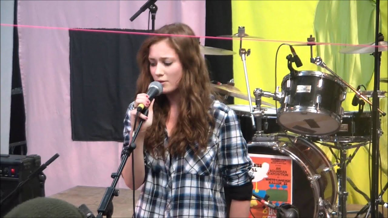 Astrid - Milan Allé, 2012 - YouTube