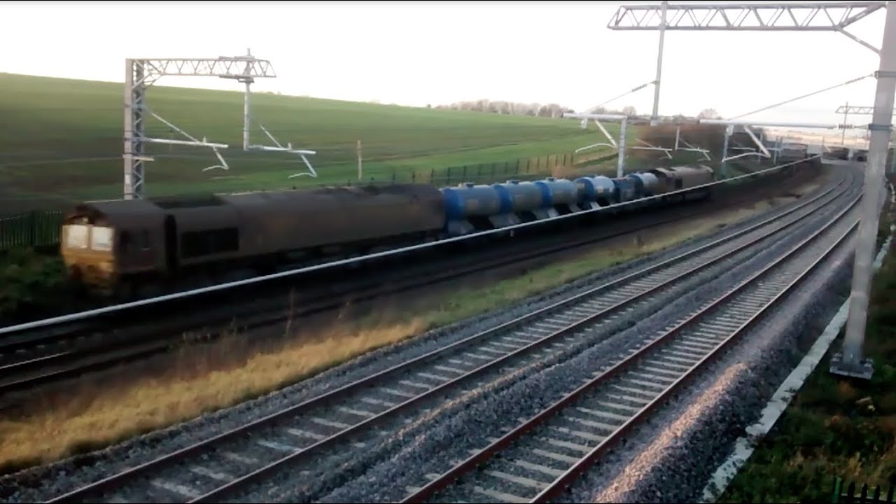 RHTT Network Rail Head Treatment Train & EMR Meridian Intercity, 23rd ...