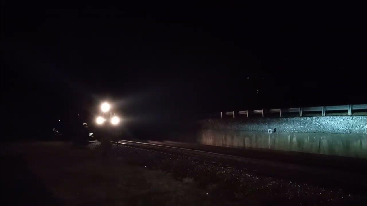 UP 7456 Leads 204(?) Through Silver Creek (2/27/25) - YouTube