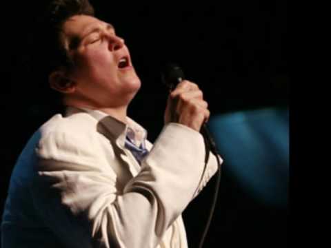 k.d.lang - Crying (live audio 2005) - YouTube