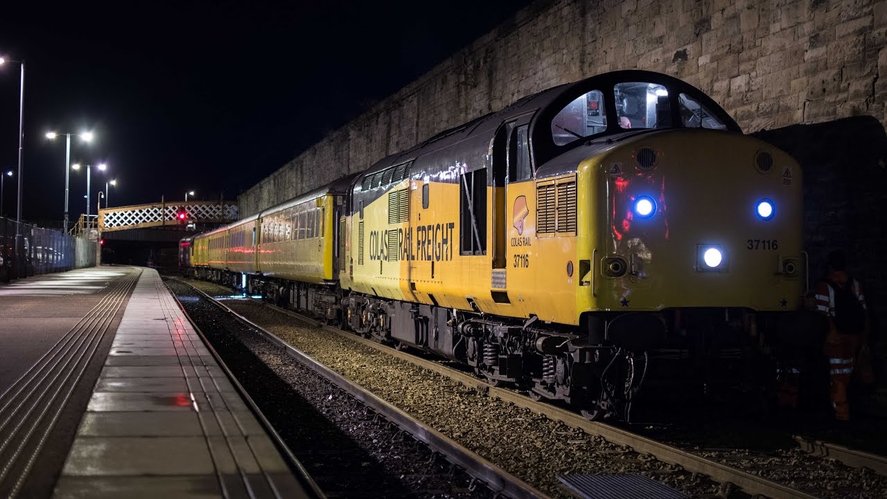Colas 37116 & 37025 Arrival,Startup and Departure at Perth whilst ...