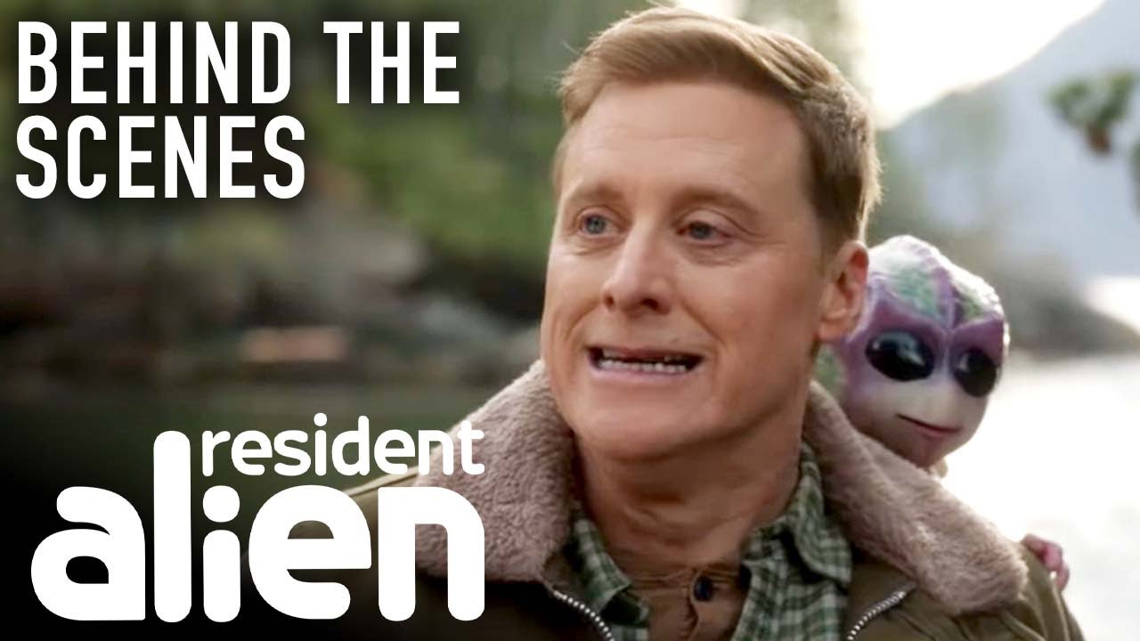 Resident Alien Says Goody Bye | Resident Alien (S4 E10) | USA Network ...