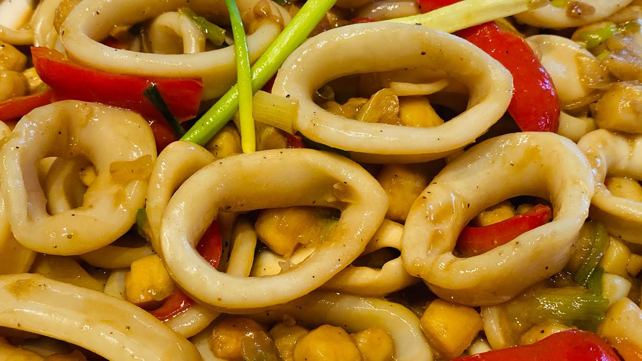 HOW TO COOK PUSIT/STIR FRY/Ate CristyN - YouTube