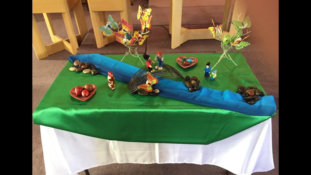 Bentleigh Uniting Church Easter Sunday Service Rev Dr Julie Hall 12th ...
