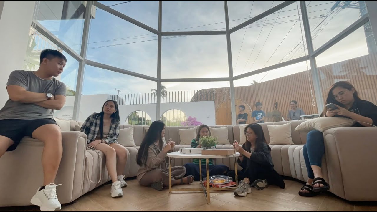 travel series | tagaytay PH vlog (solana resthouse, savanna farm) - YouTube