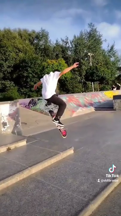Perfect Frontside flip ? - YouTube