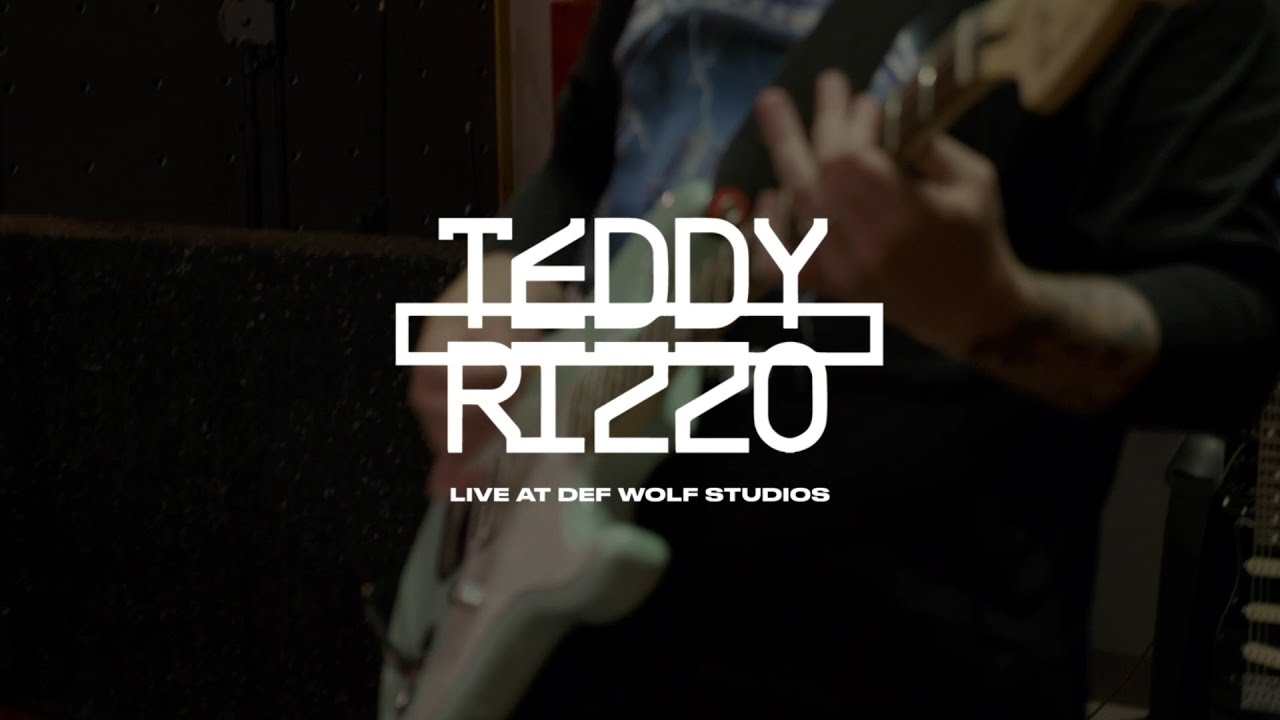 Teddy Rizzo - Shadows (Live at Def Wolf) - YouTube