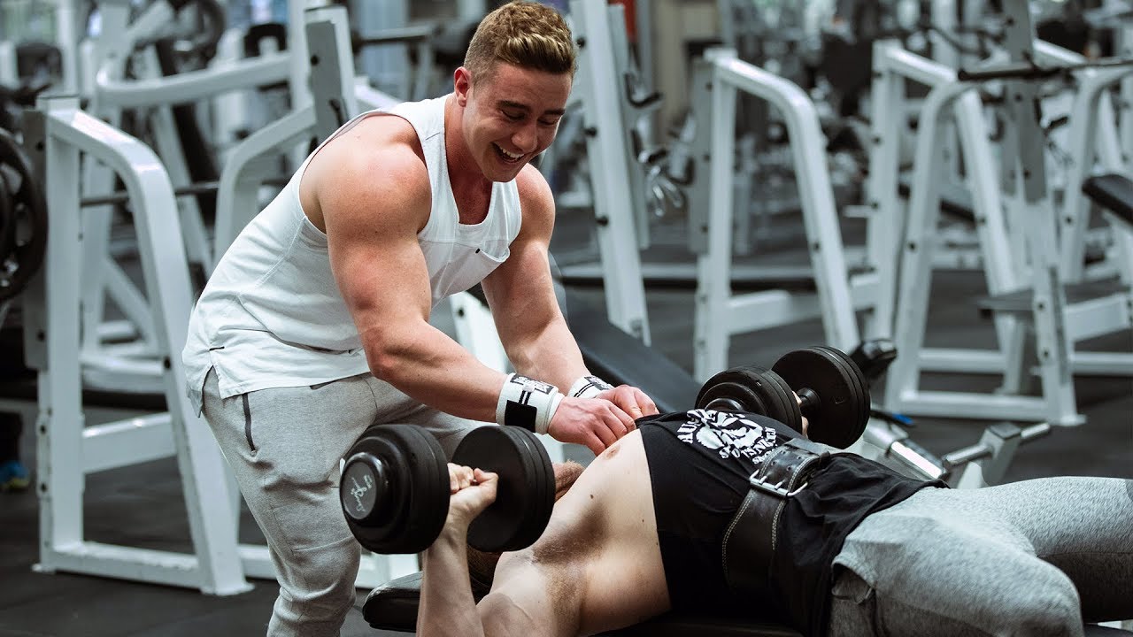 What Really Happens In The Gym... | Zac Perna - YouTube