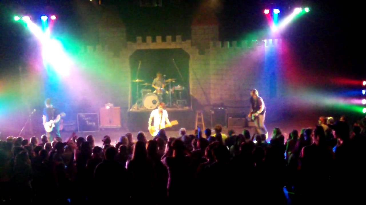 The Cast And Crew Band @ SpringHill Camp in Evart Michigan. - YouTube