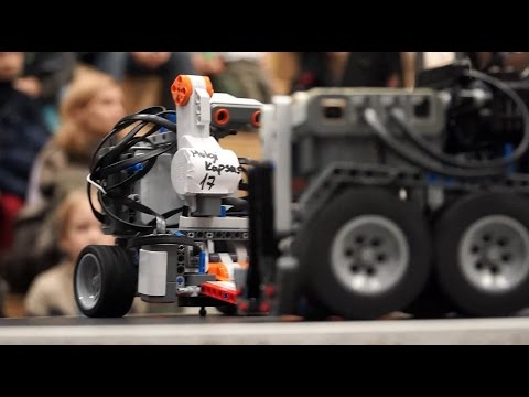 LEGO Sumo at Robotex 2016, 2.-4. Dec in Tallinn, Estonia - YouTube