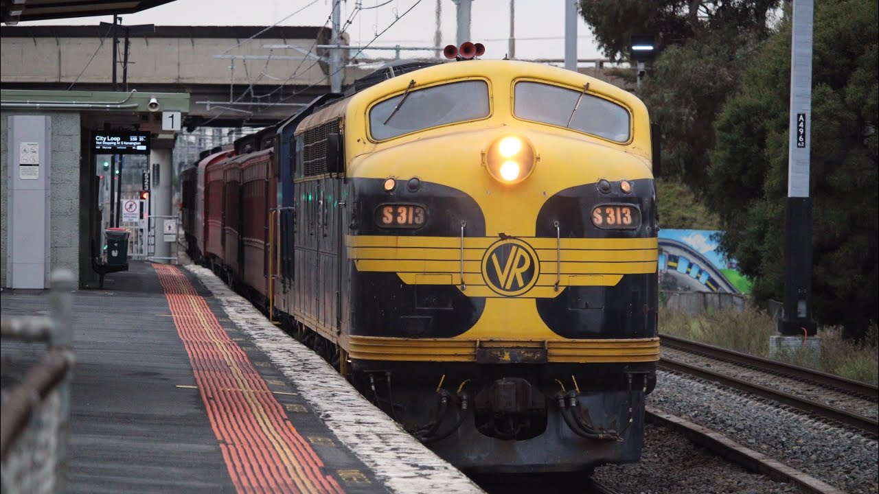 Special Train Movements in Albion, Victoria | Steamrail & SRHC - YouTube