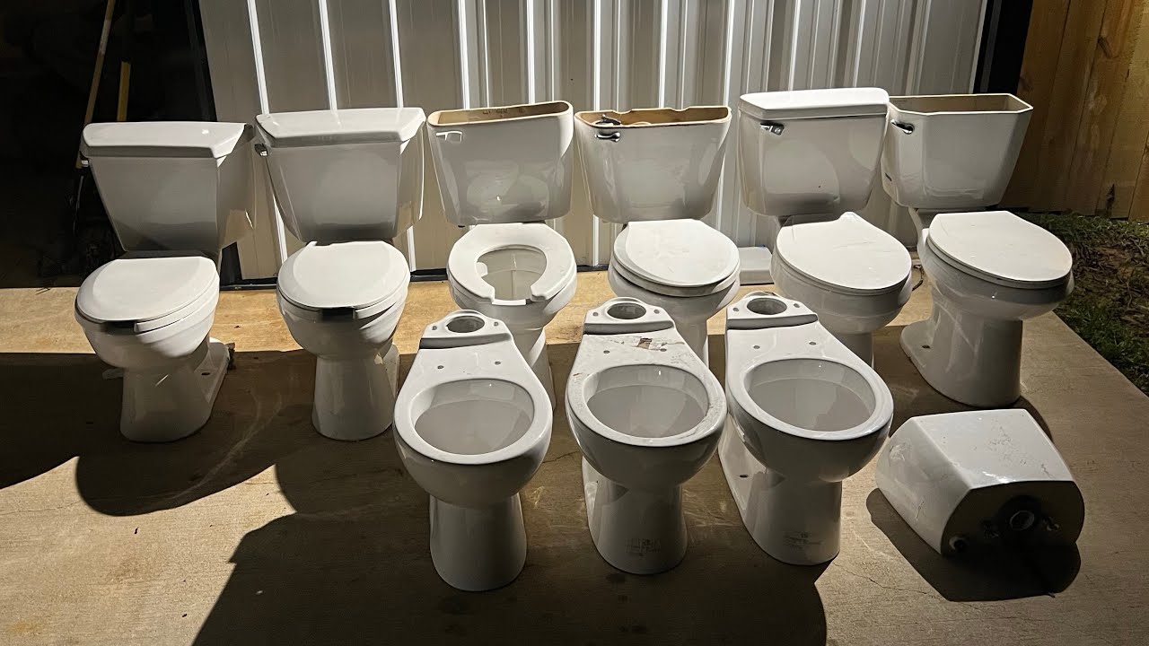 Free Toilets Acquired From The Hotel! - YouTube
