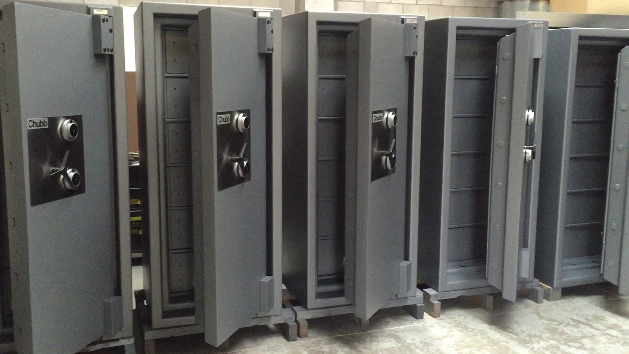 Refurbished New Zealand Built Chubb Treasury Safes - YouTube