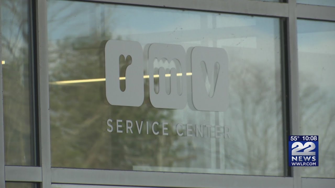 Mass. RMV warning customers of text scam - YouTube