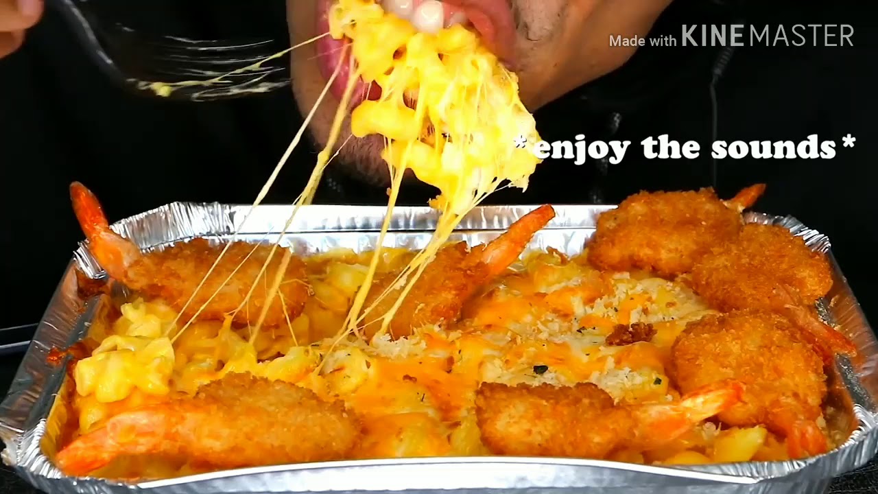 Jerry asmr cheesy mac n cheese - YouTube