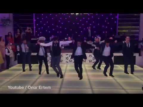 Damat ve arkadaşları sosyal medyayı salladı!